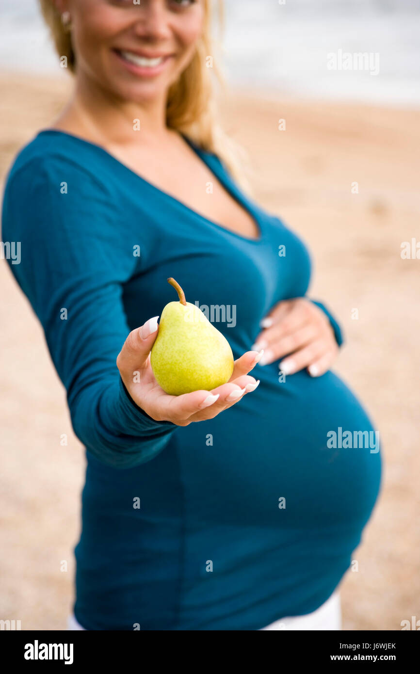 Pear shaped woman hi-res stock photography and images - Alamy