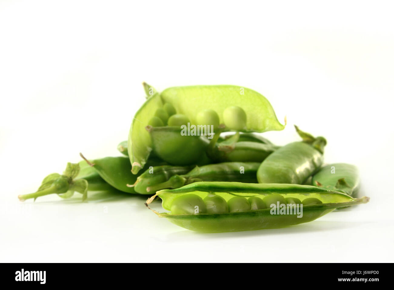 Mangetout peas Cut Out Stock Images & Pictures - Alamy