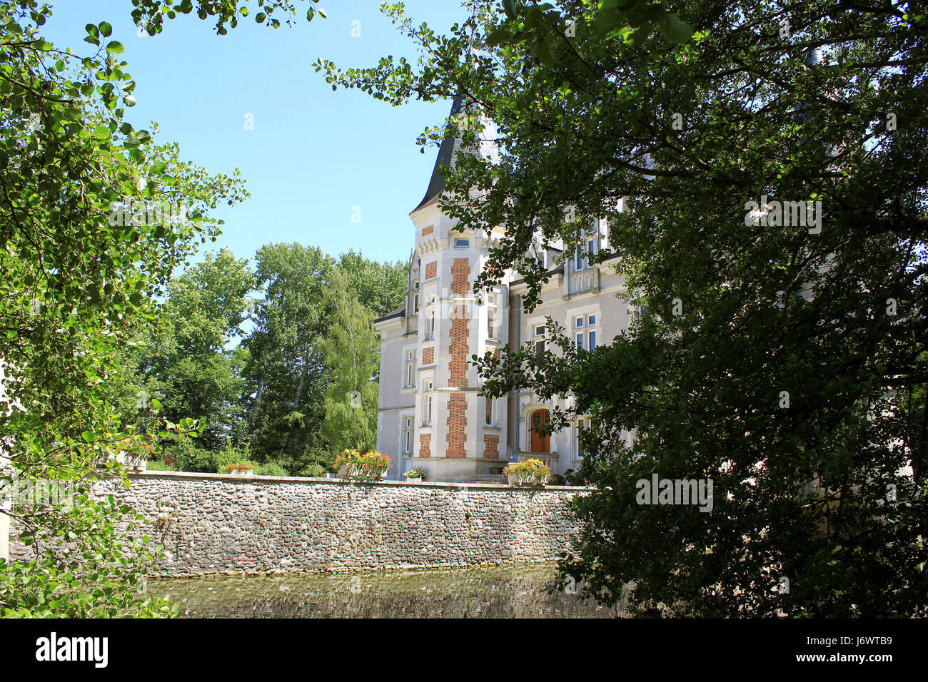 style of construction architecture architectural style rampart castle ...