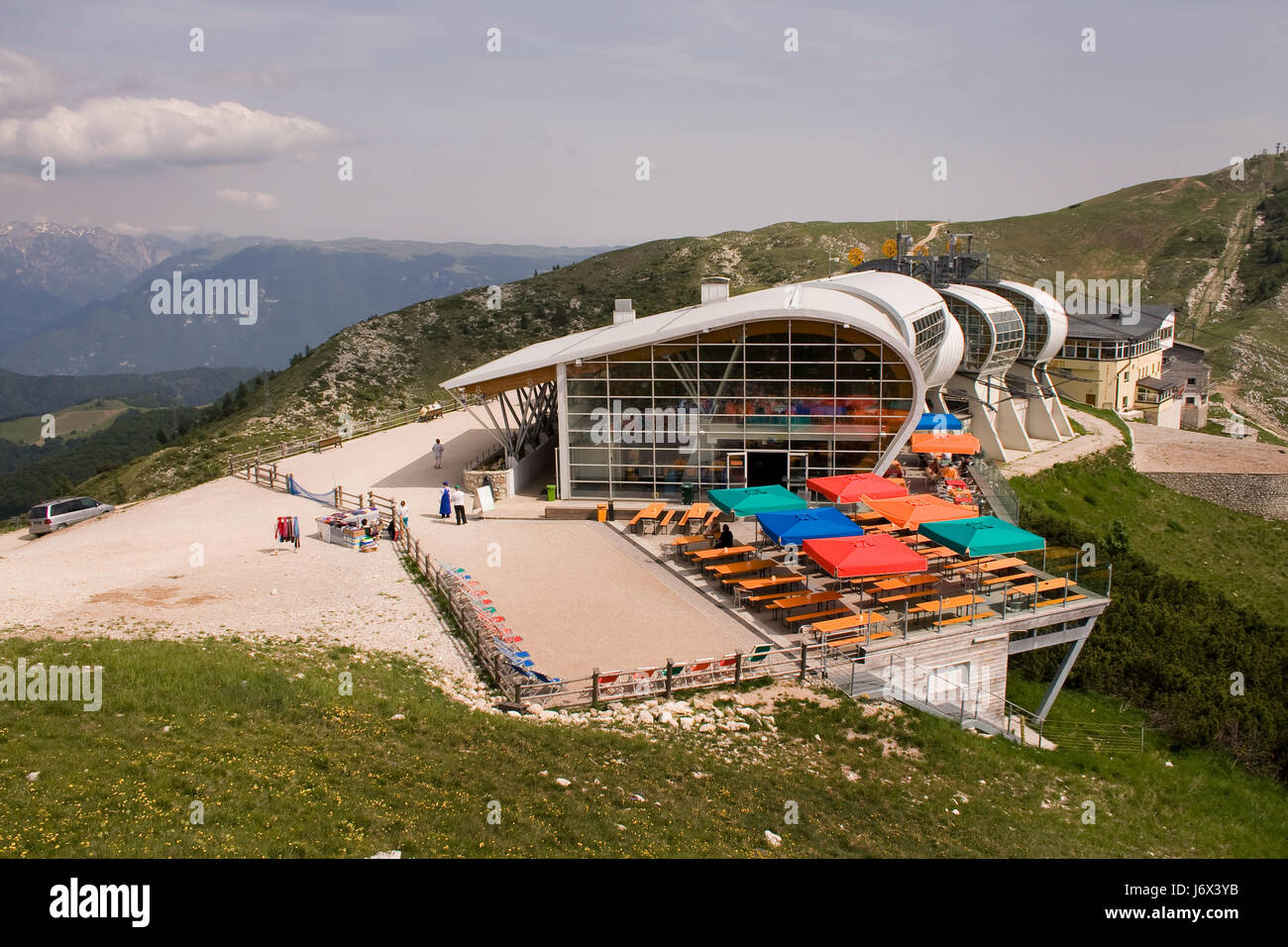 cable car station Stock Photo - Alamy