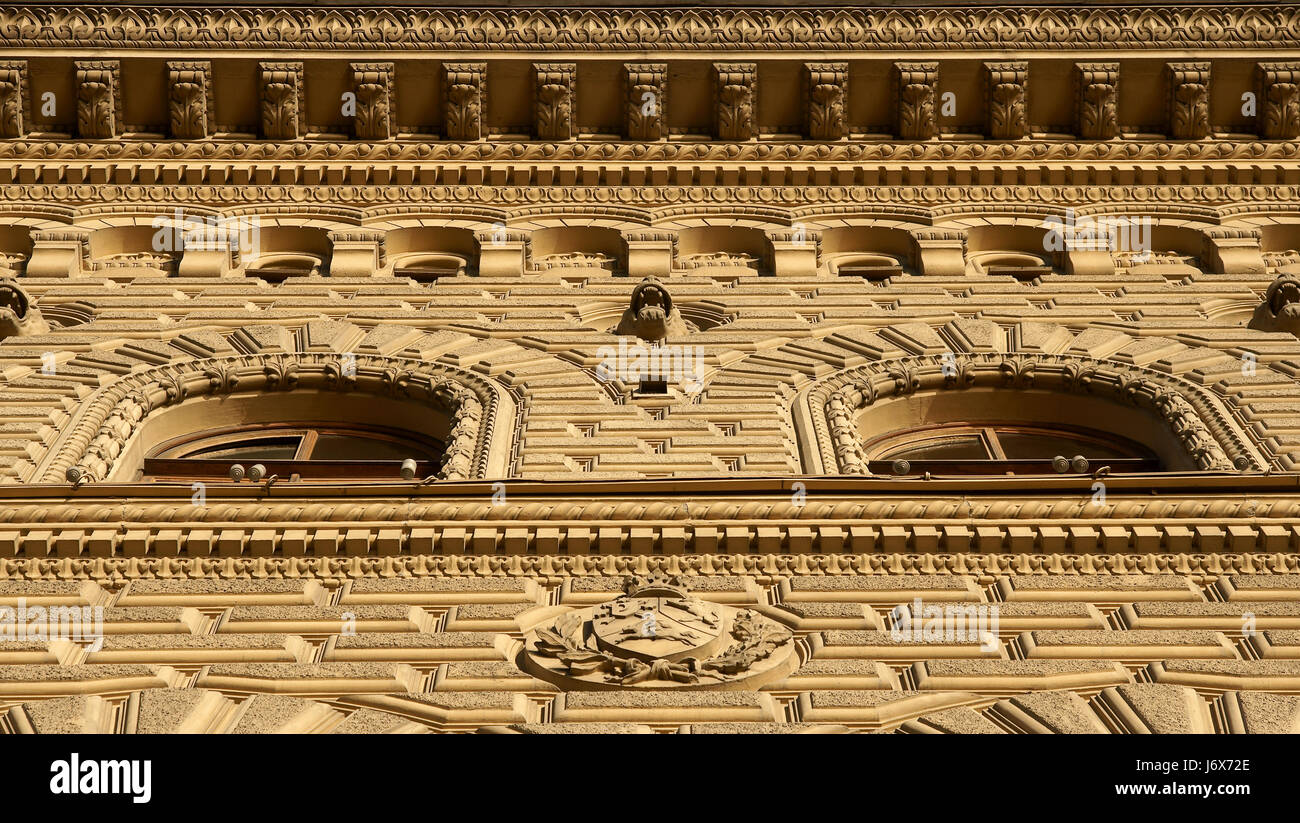 Vladimir palast hi-res stock photography and images - Alamy