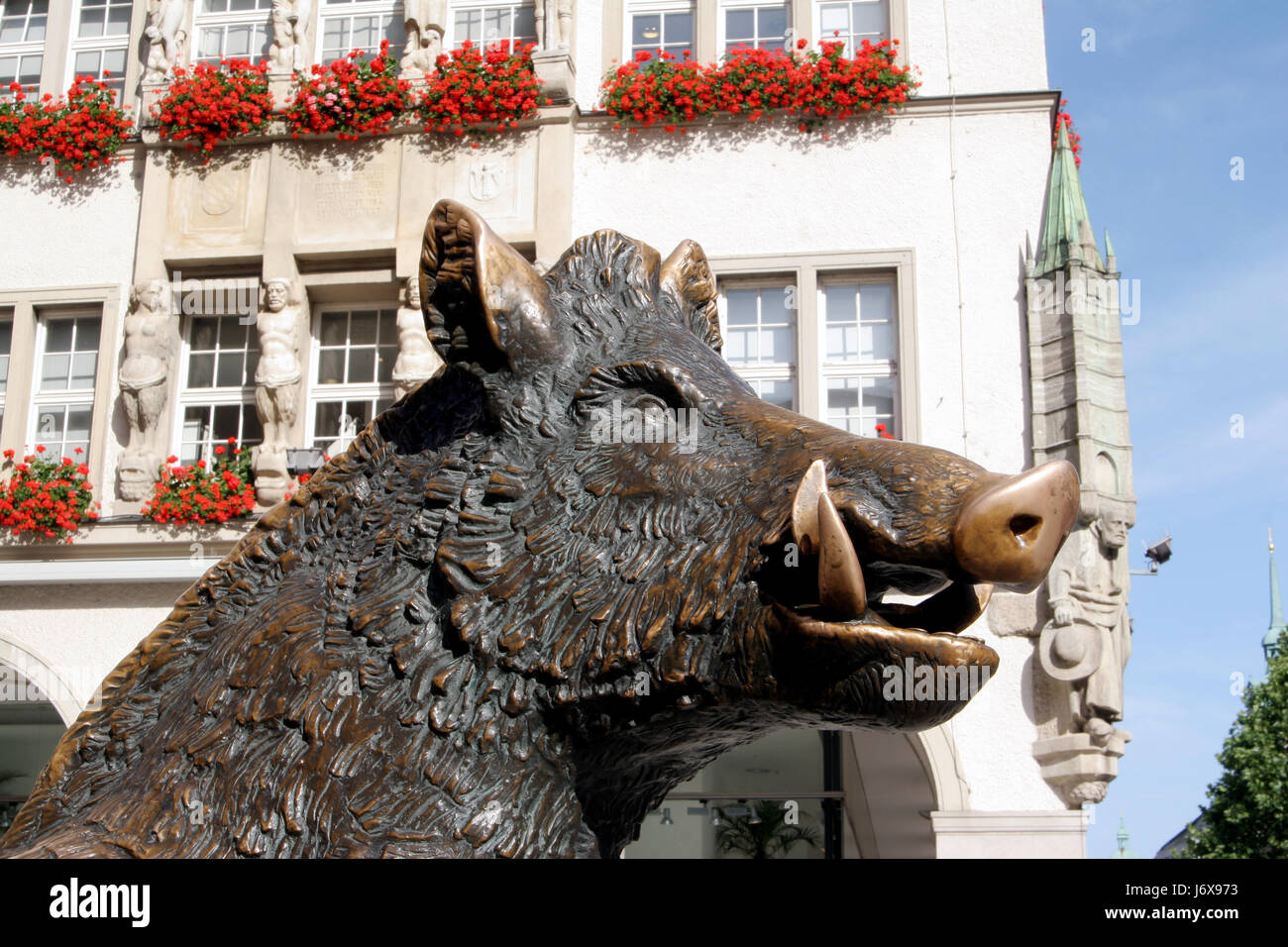 sculpture bavaria germany german federal republic metal munich hunting ...