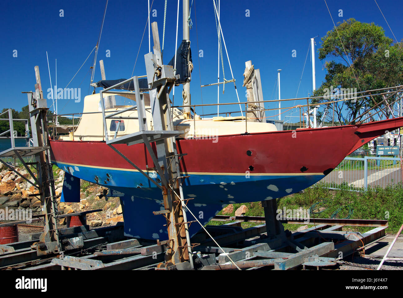sail dock yacht dry dried up barren sailing boat sailboat boat rowing ...