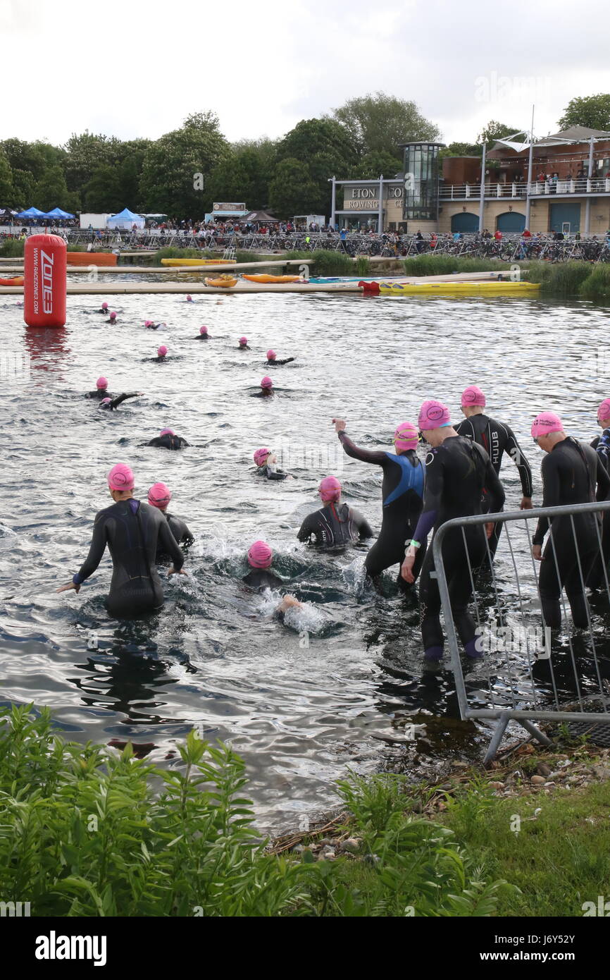 Group of swimmers hi-res stock photography and images - Alamy