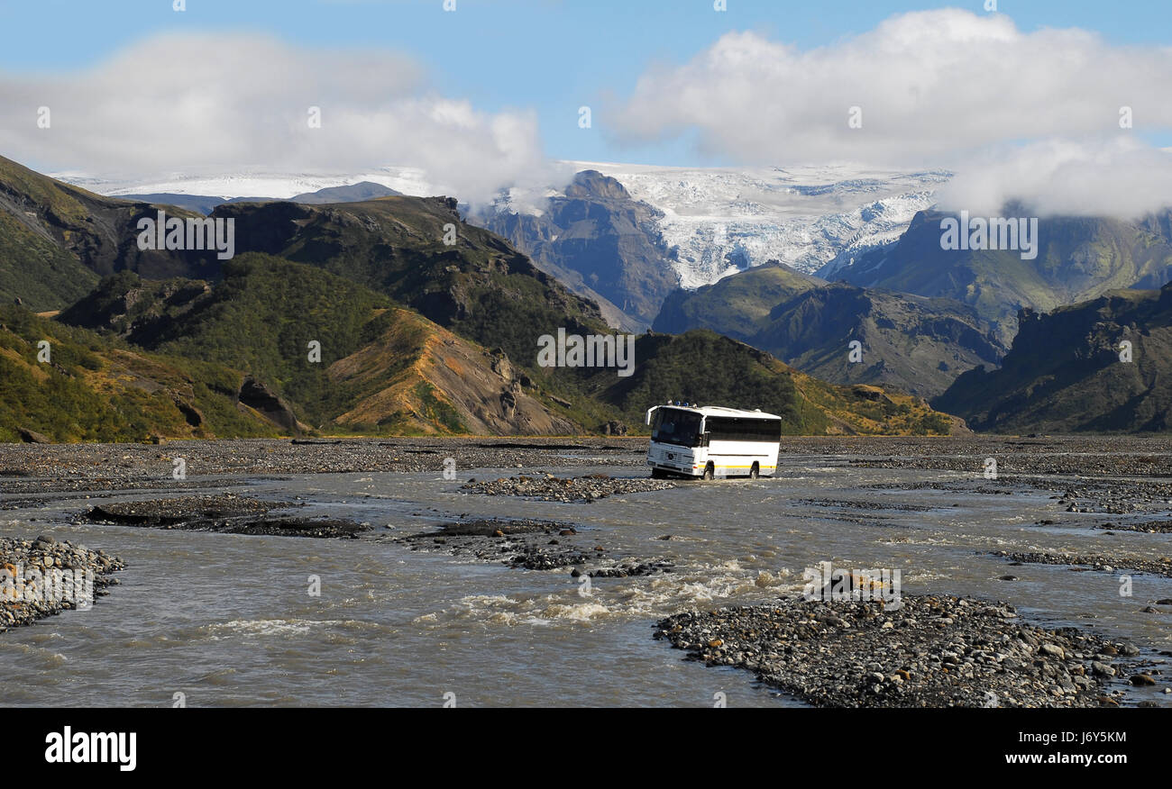 Cross country bus hi-res stock photography and images - Alamy
