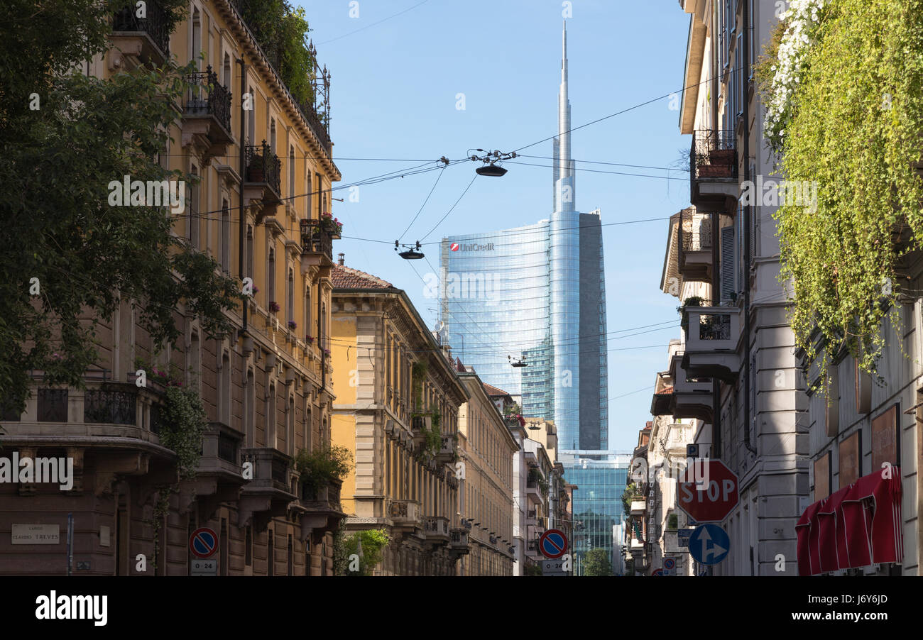 The view from Via Solferino in Milano. In the background the Unicredit ...