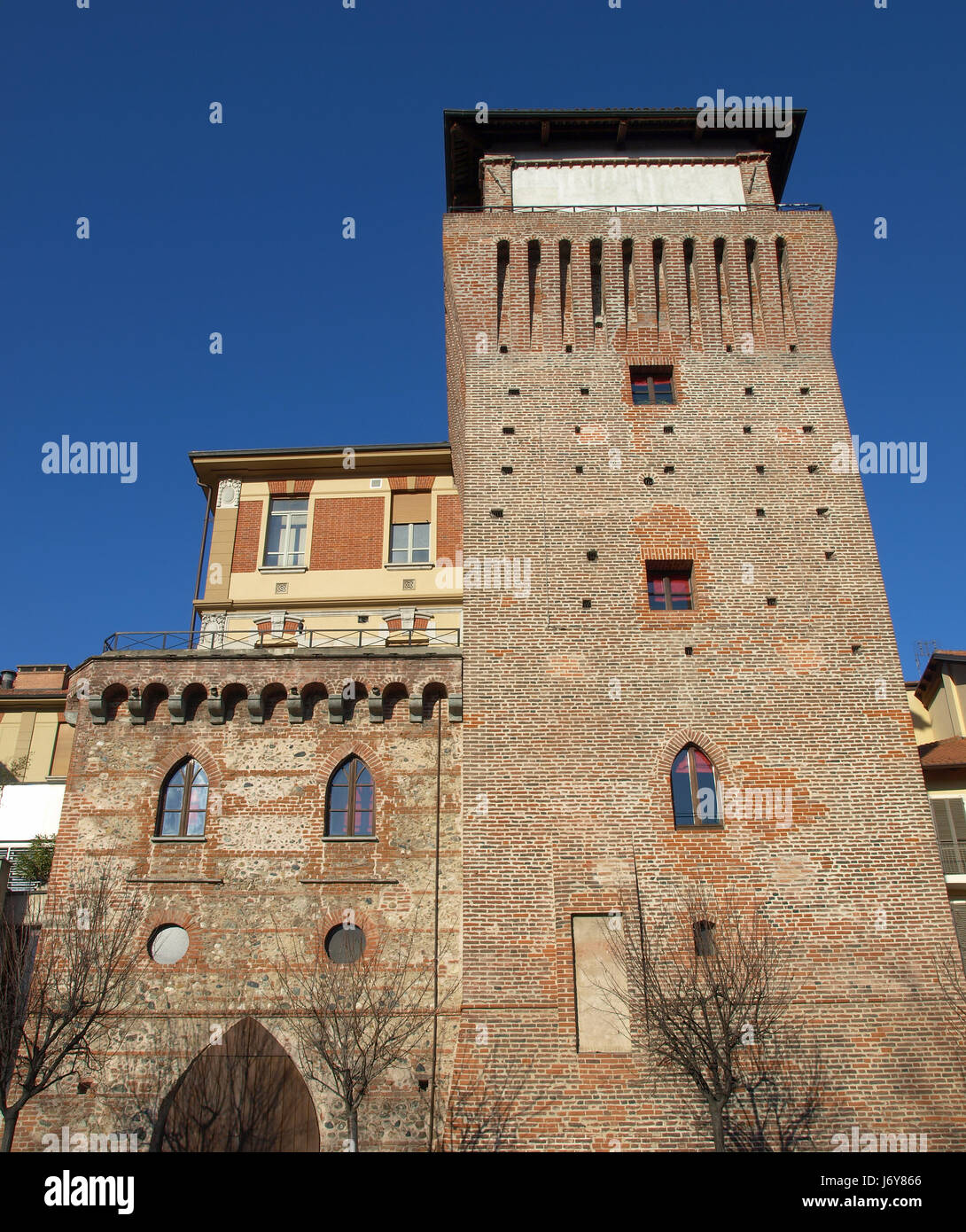 tower medieval castle chateau tower wall brick italian medieval italia ...