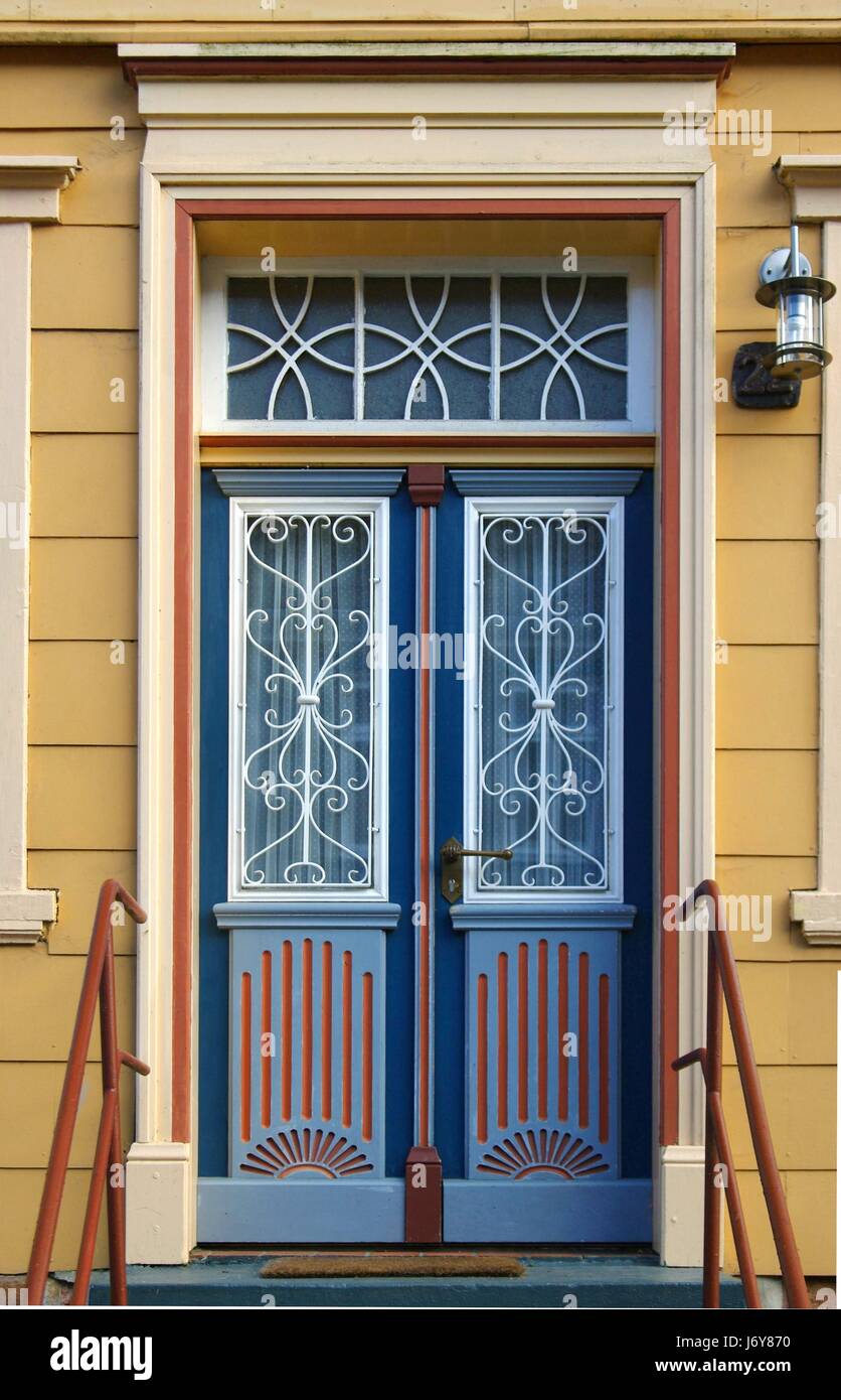 nostalgic entrance door Stock Photo - Alamy