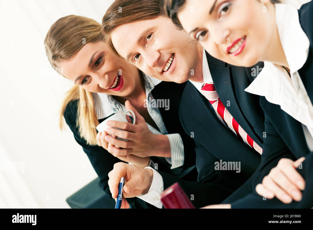 teamwork in the office Stock Photo - Alamy