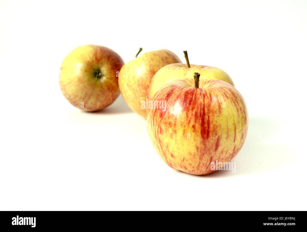Four apples in row hi-res stock photography and images - Alamy
