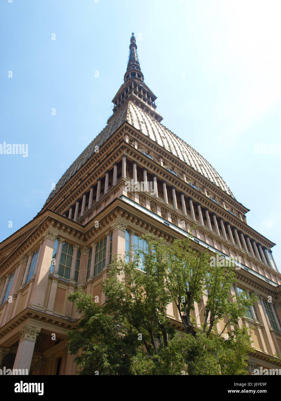 city town style of construction architecture architectural style italy ...