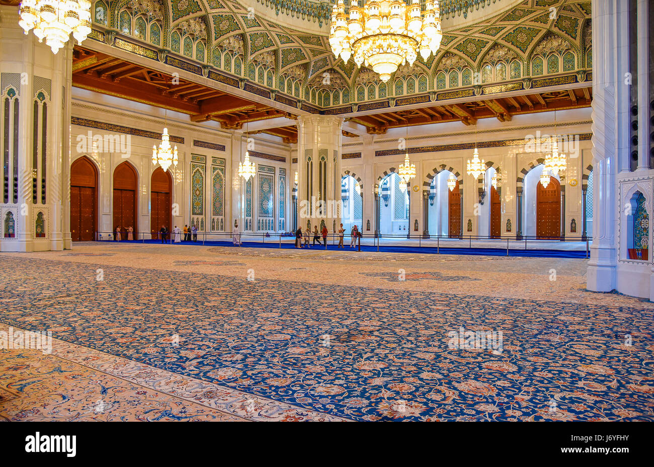 Muscat oman mosque carpet hi-res stock photography and images - Alamy