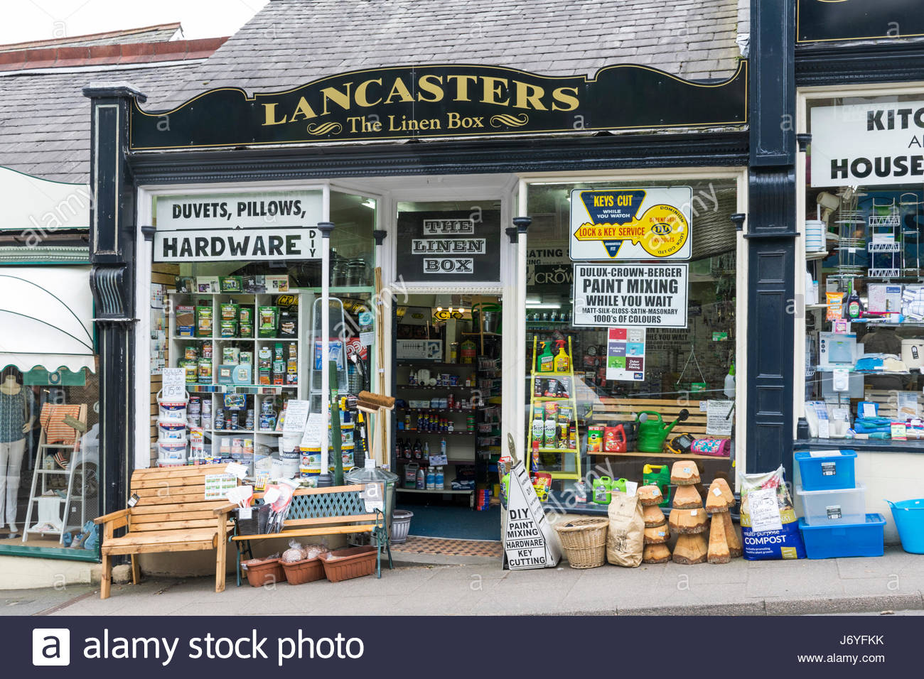 Hardware Store High Resolution Stock Photography and Images - Alamy
