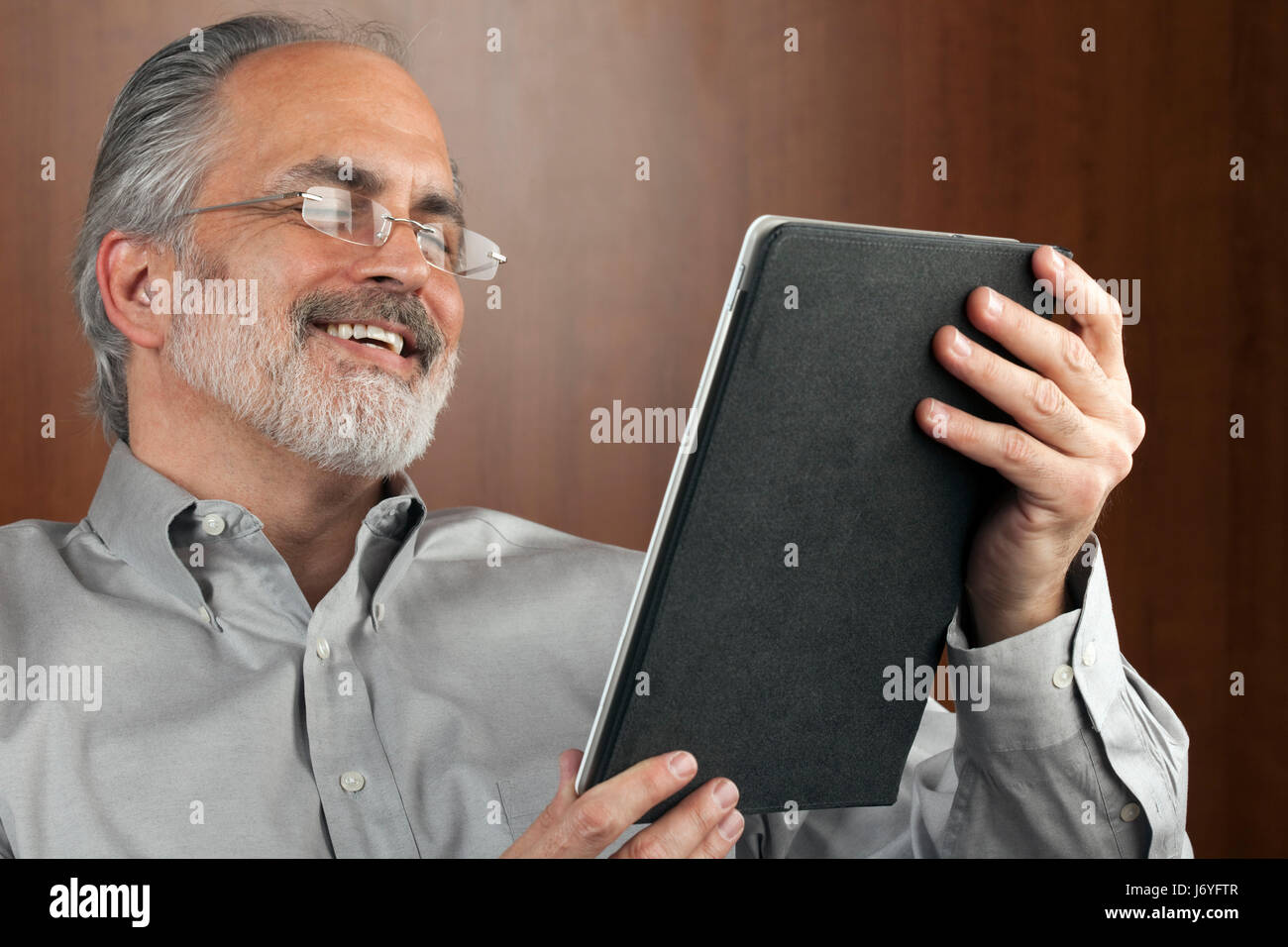 laptop notebook computers computer laugh laughs laughing twit giggle ...