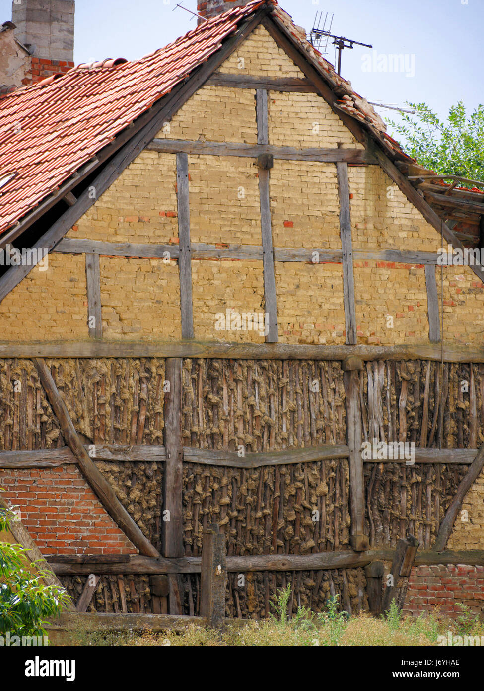 beam frame-work straw clay chateau castle detail beam frame-work wall ...