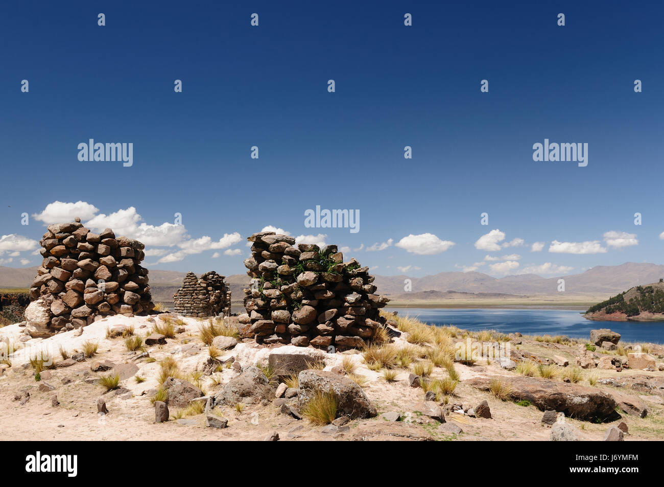 Chullpas (funerary towers) in archaelolgical complex of Sillustani near ...