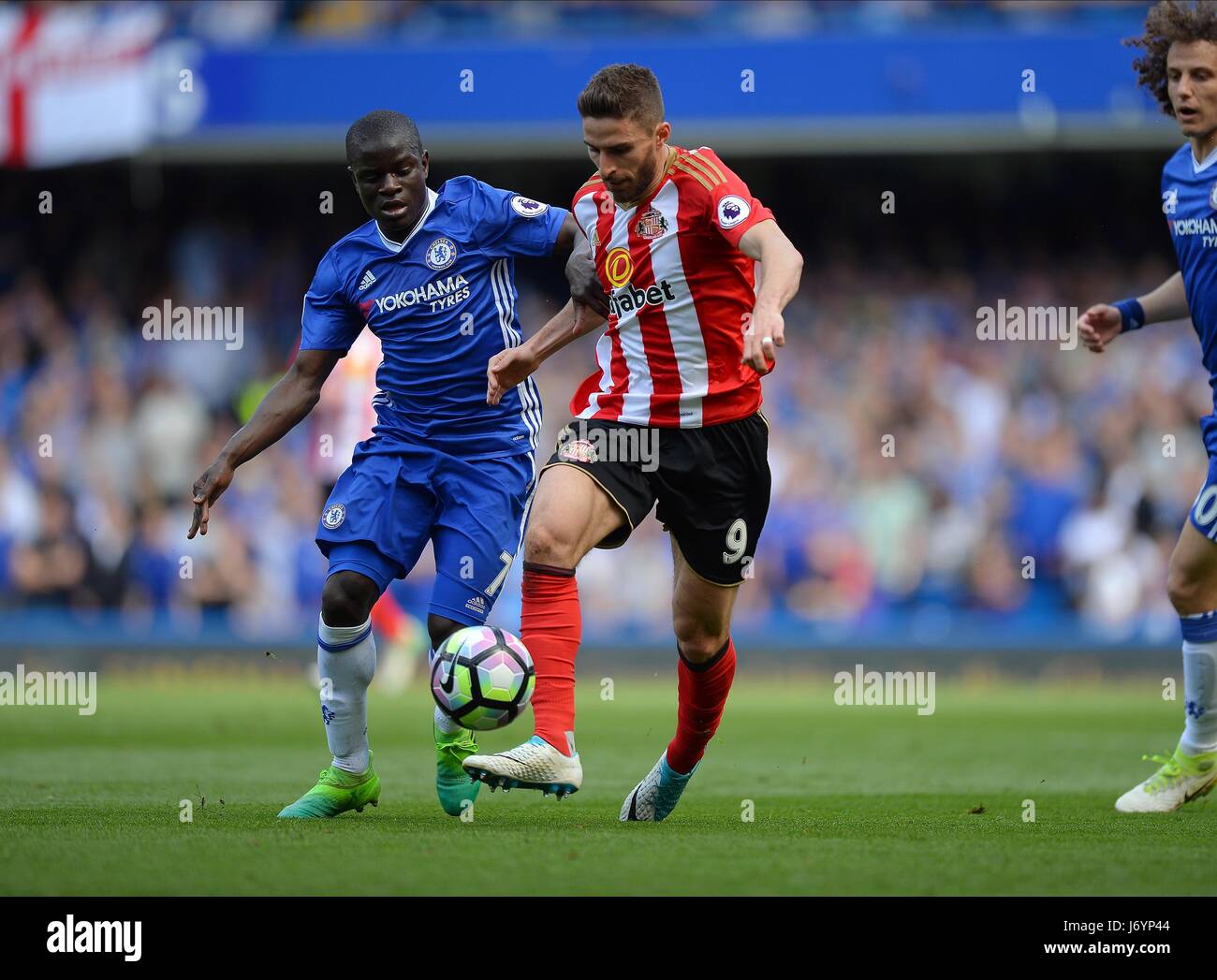 Fabio borini sunderland chelsea hi-res stock photography and images - Alamy