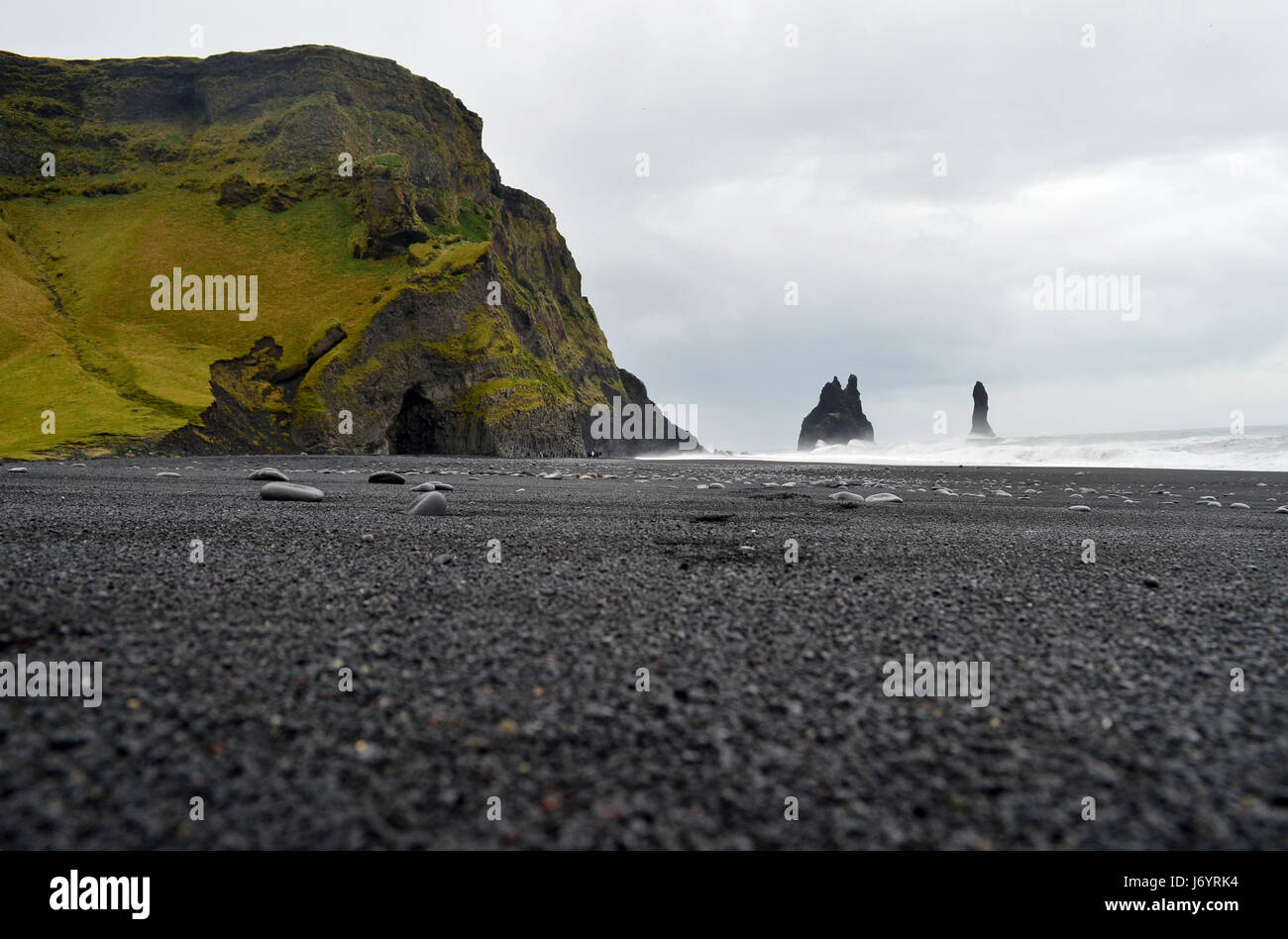 Reynisdrangur cliffs and black sand beach, Myrdalshreppur, Iceland ...