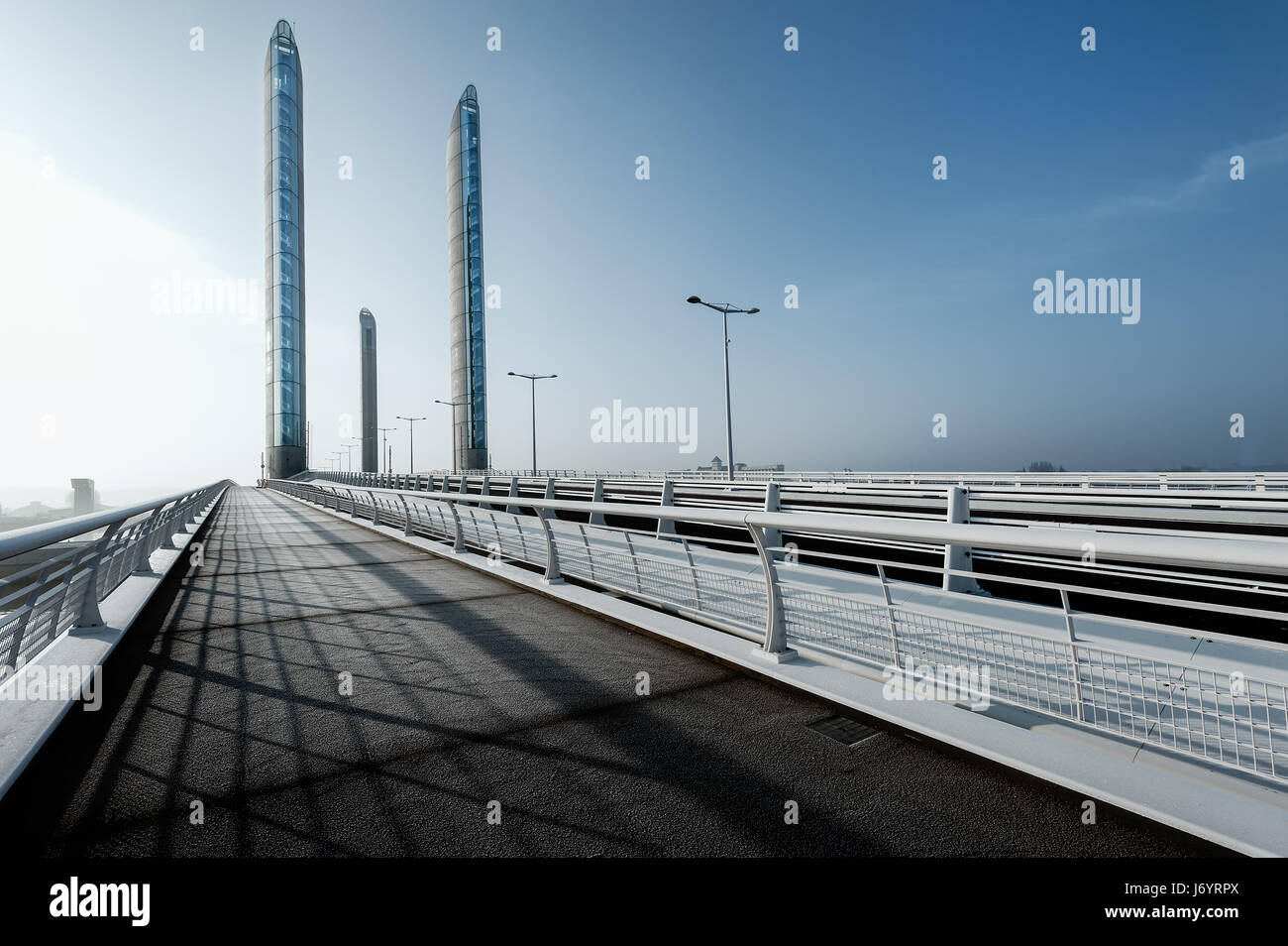 Pont Jacques Chaban-Delmas, Bordeaux, France Stock Photo - Alamy