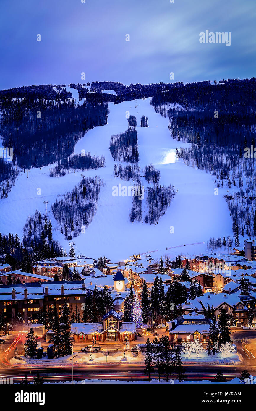 Vail mountain resort hi-res stock photography and images - Alamy