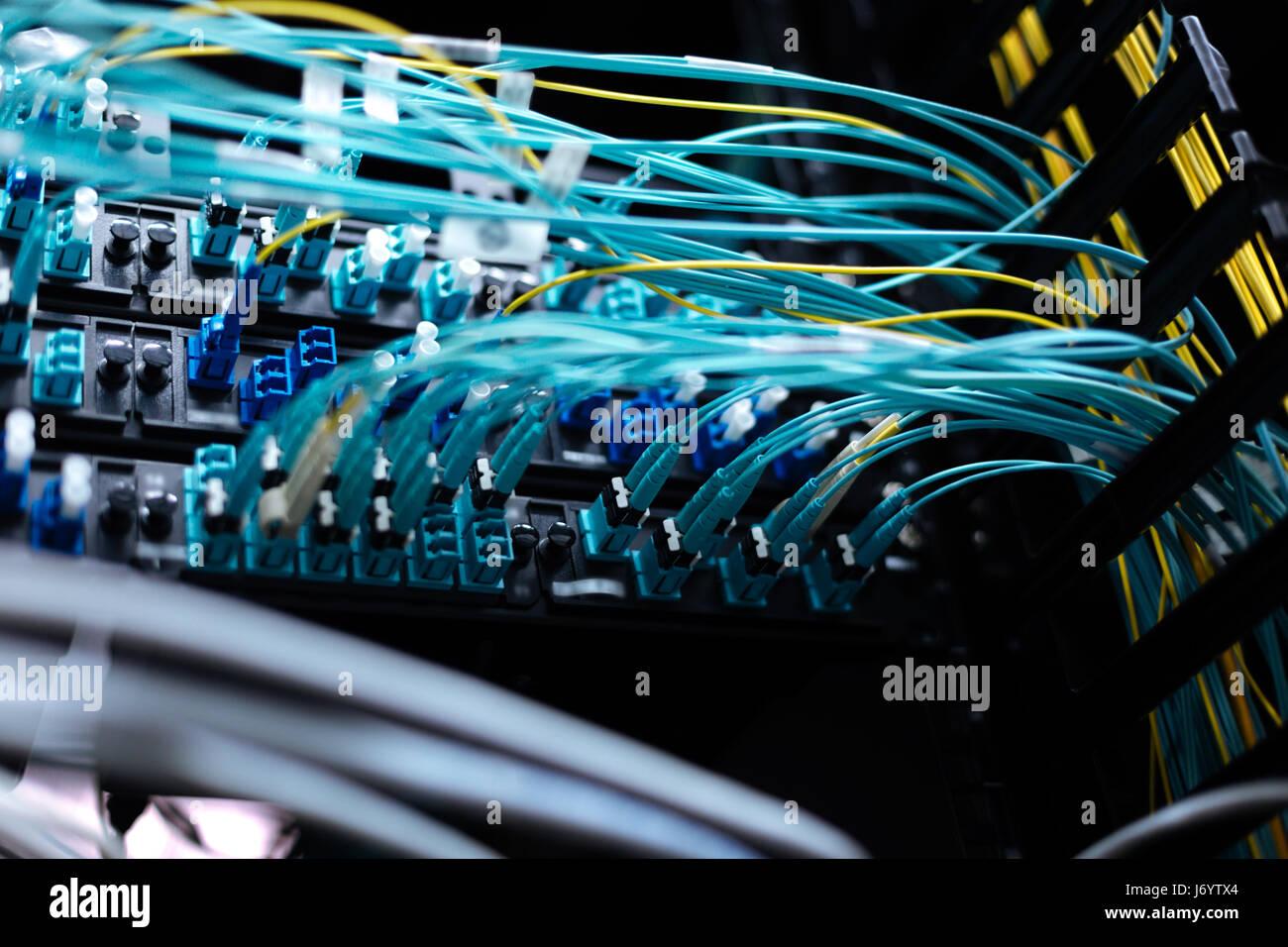 Internet wires hi-res stock photography and images - Alamy