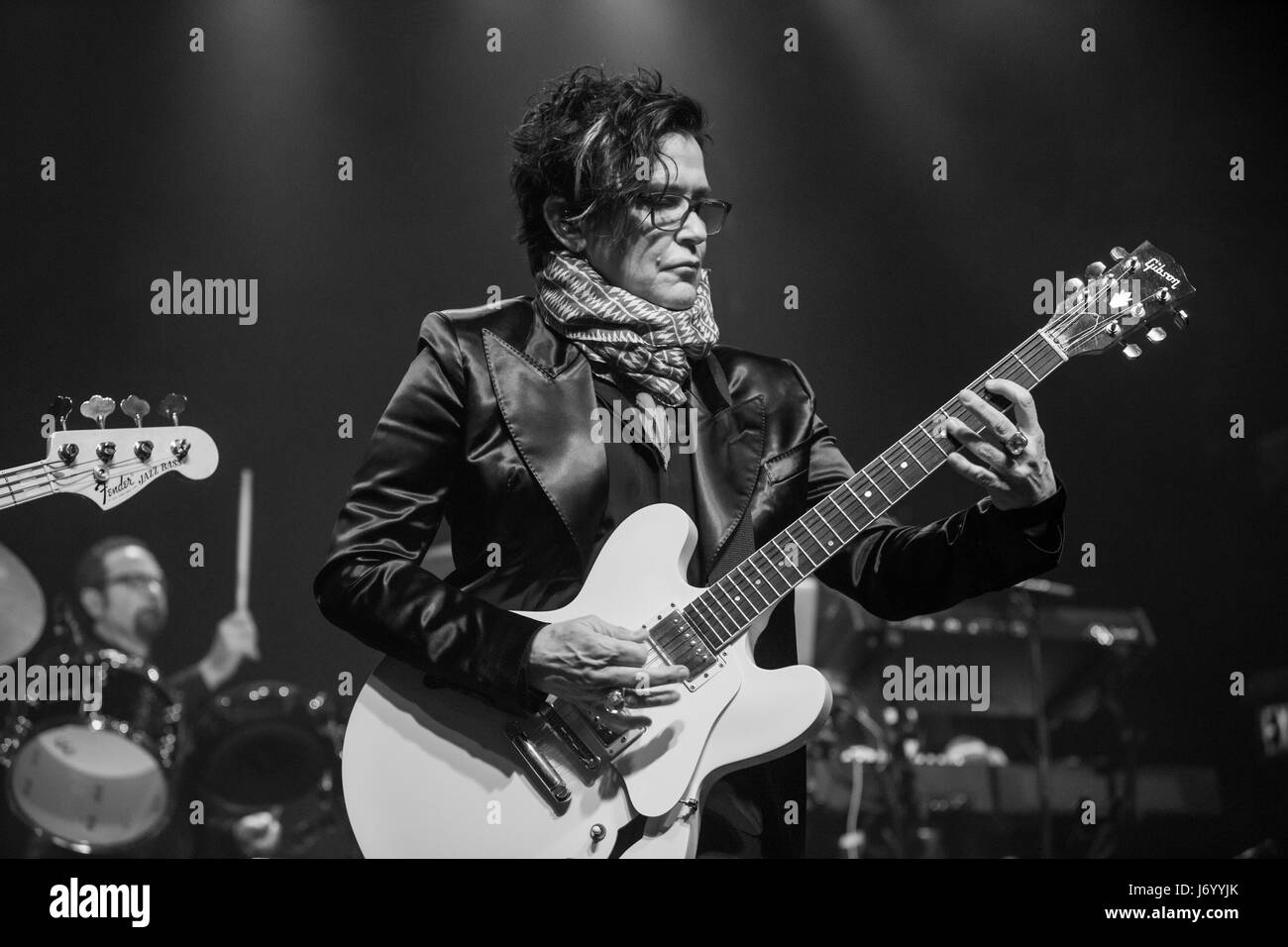 Drummer Bobby Z and Guitarist Wendy Melvoin of The Revolution, Prince's ...