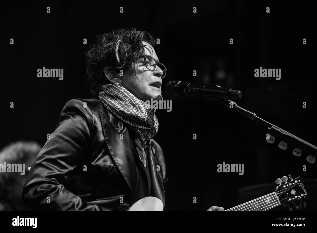 Prince Singer 1980s High Resolution Stock Photography and Images - Alamy