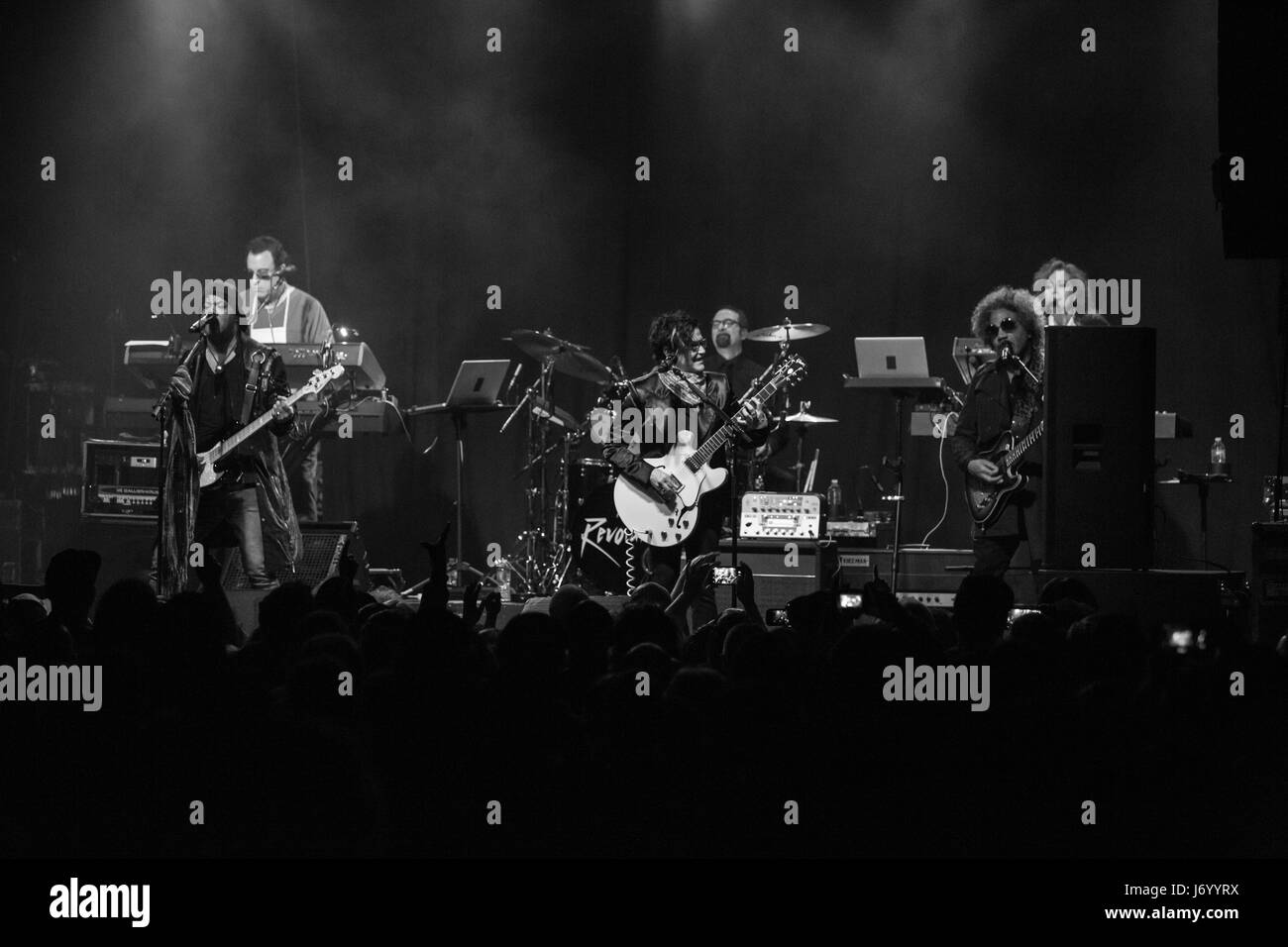 Prince and the revolution 1999 hi-res stock photography and images - Alamy