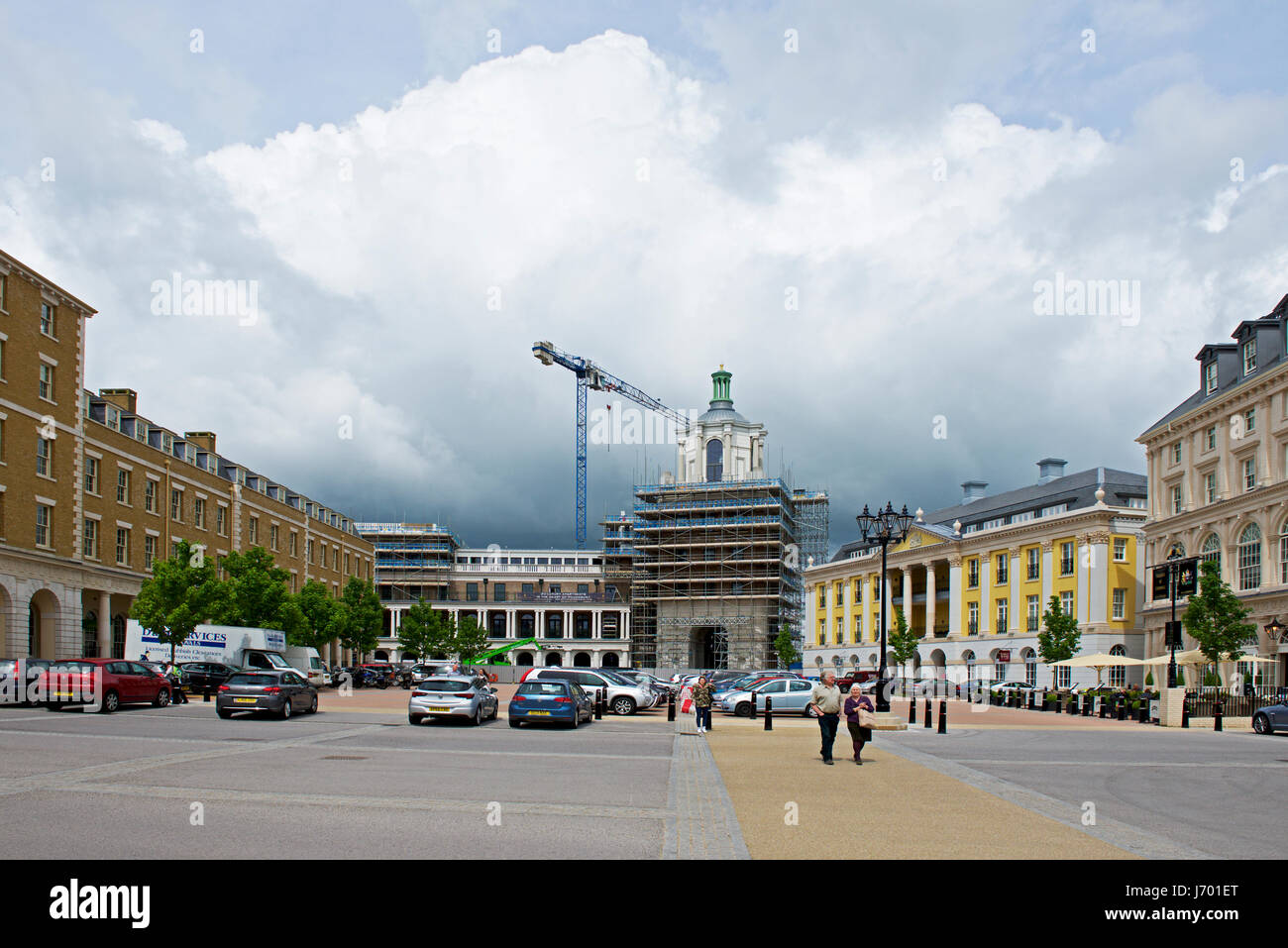 Queen mother square hi-res stock photography and images - Alamy
