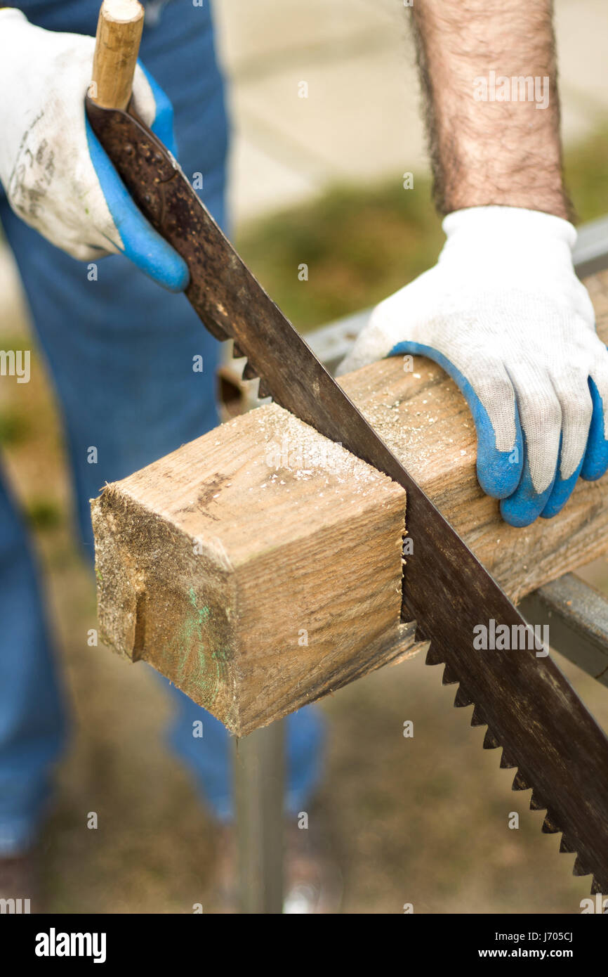 Worker raw hi-res stock photography and images - Alamy