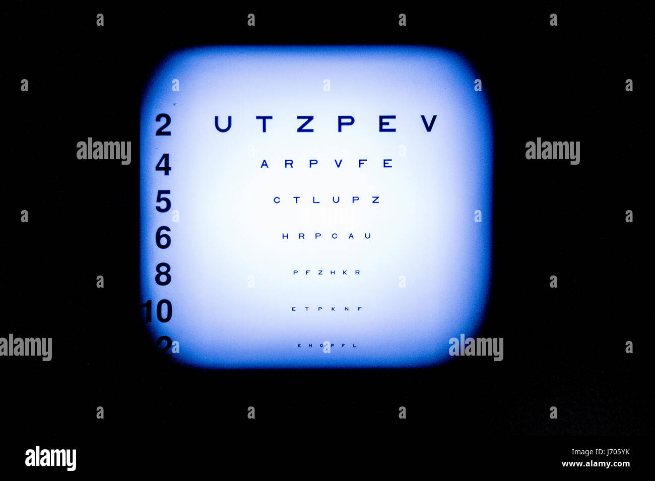 Optician eye test letters hi-res stock photography and images - Alamy