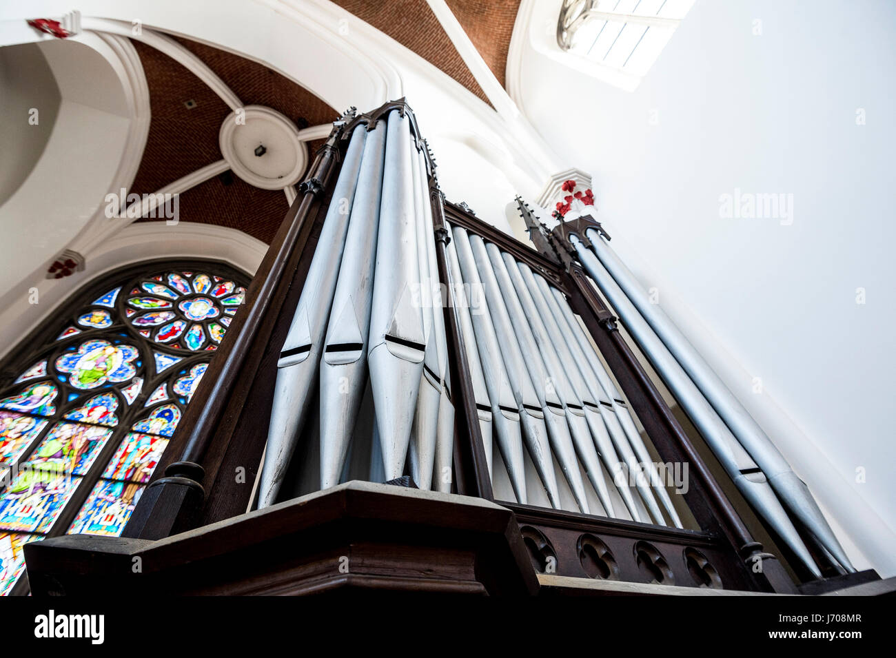 pipe organ in church Stock Photo - Alamy
