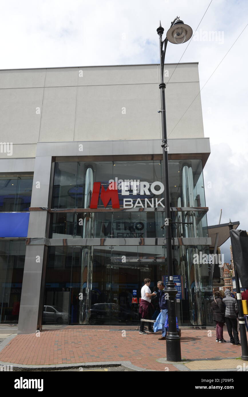Reading metro bank hi-res stock photography and images - Alamy