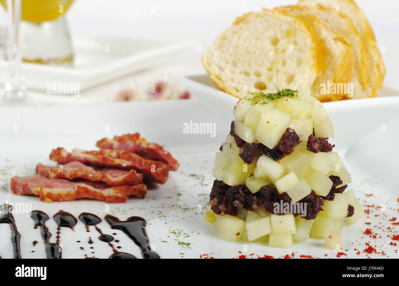duck starter appetizers bit snack meat bread spice horizontal apples ...