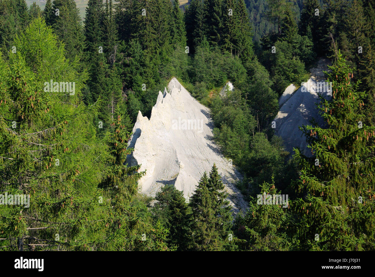 alps pyramid tyrol mountain travel green alps austrians europe rock ...