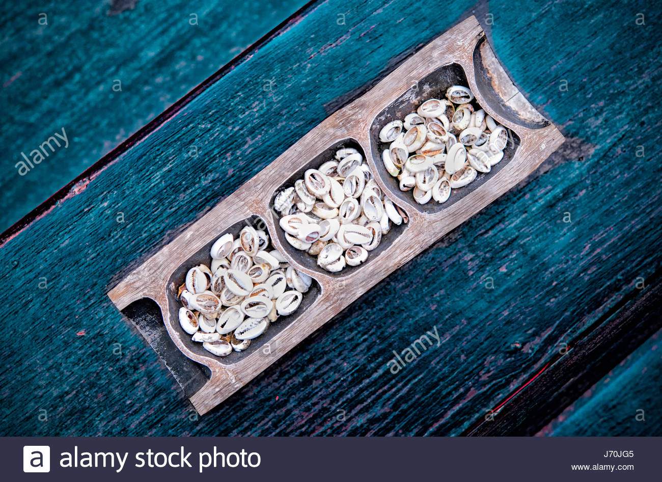Cowrie Shell Money Stock Photos & Cowrie Shell Money Stock Images - Alamy