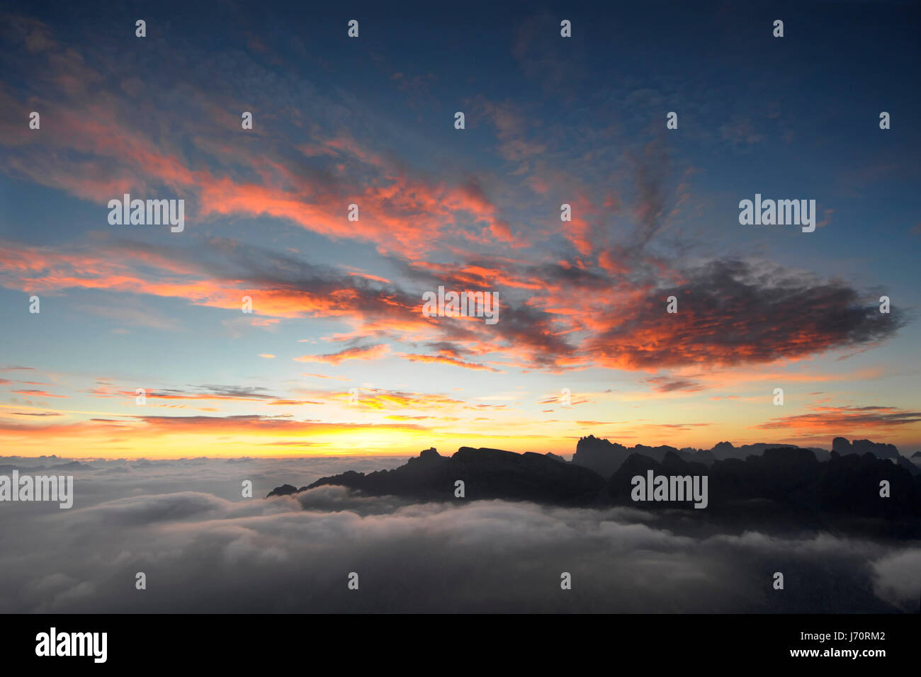 the sky burns Stock Photo - Alamy
