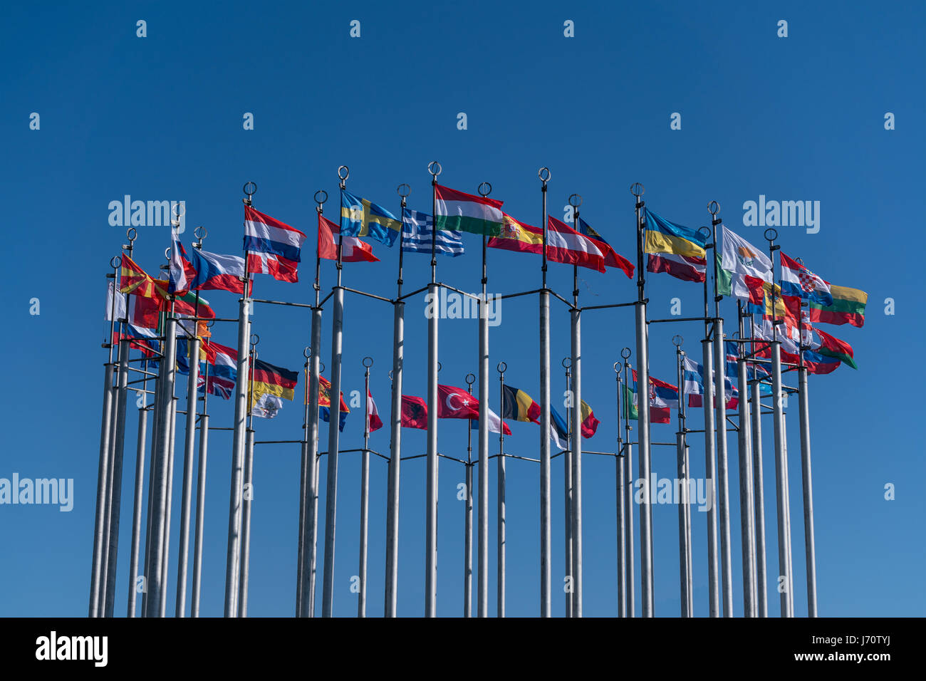 Commonwealth countries flags hi-res stock photography and images - Alamy