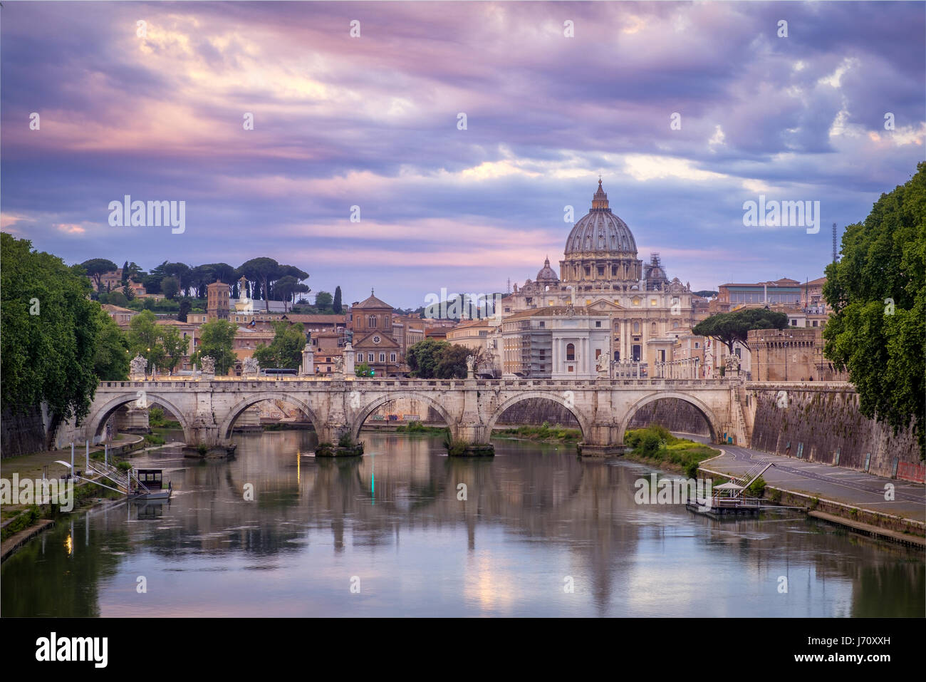 Scenic view of colorful sunrise over St Peters basilica in Rome, Italy ...