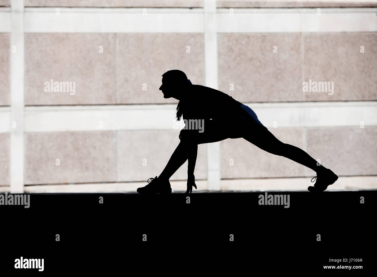 single solo sport sports run running runs shapes shape woman legs ...