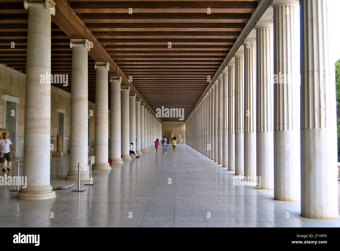 Natural history museum columns hi-res stock photography and images - Alamy