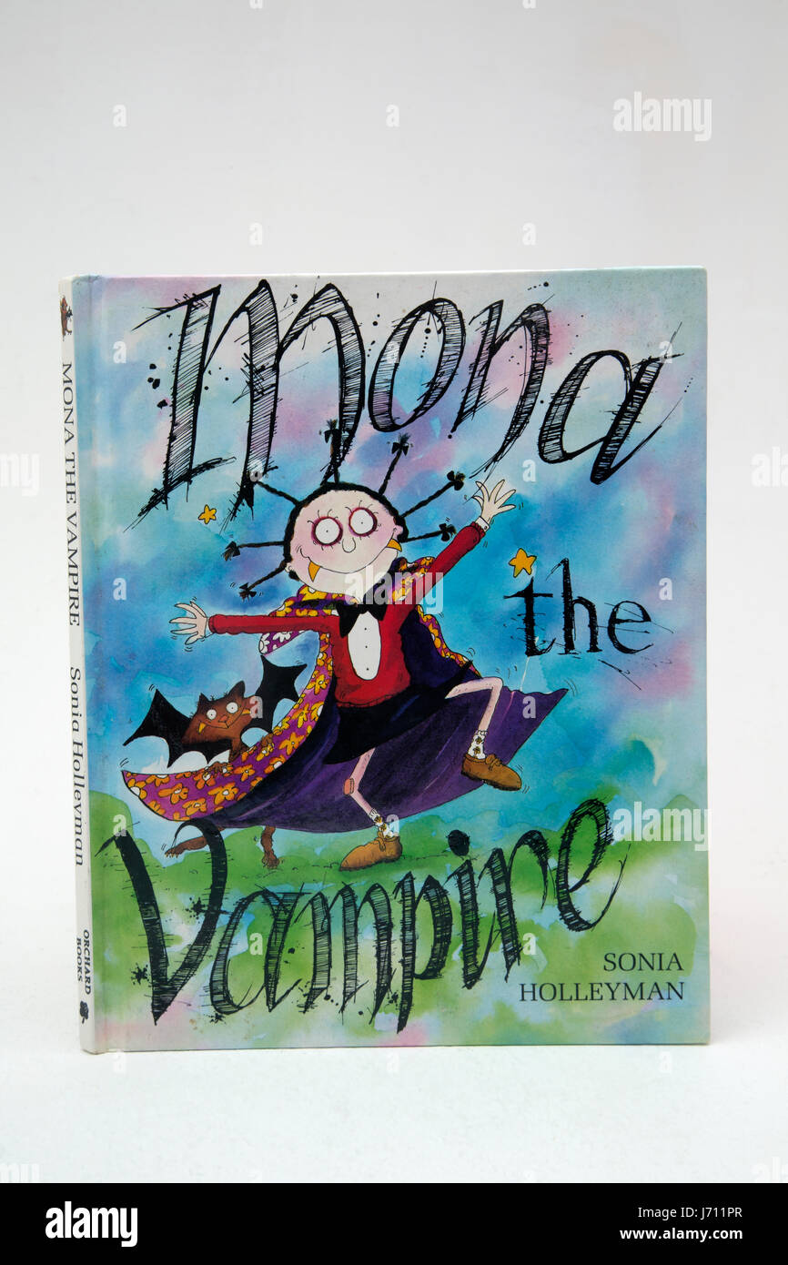 Mona The Vampire Book By Sonia Holleyman Stock Photo - Alamy