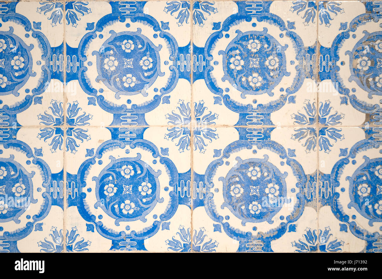 antique abstract ancient arabesque house building detail inside art ...