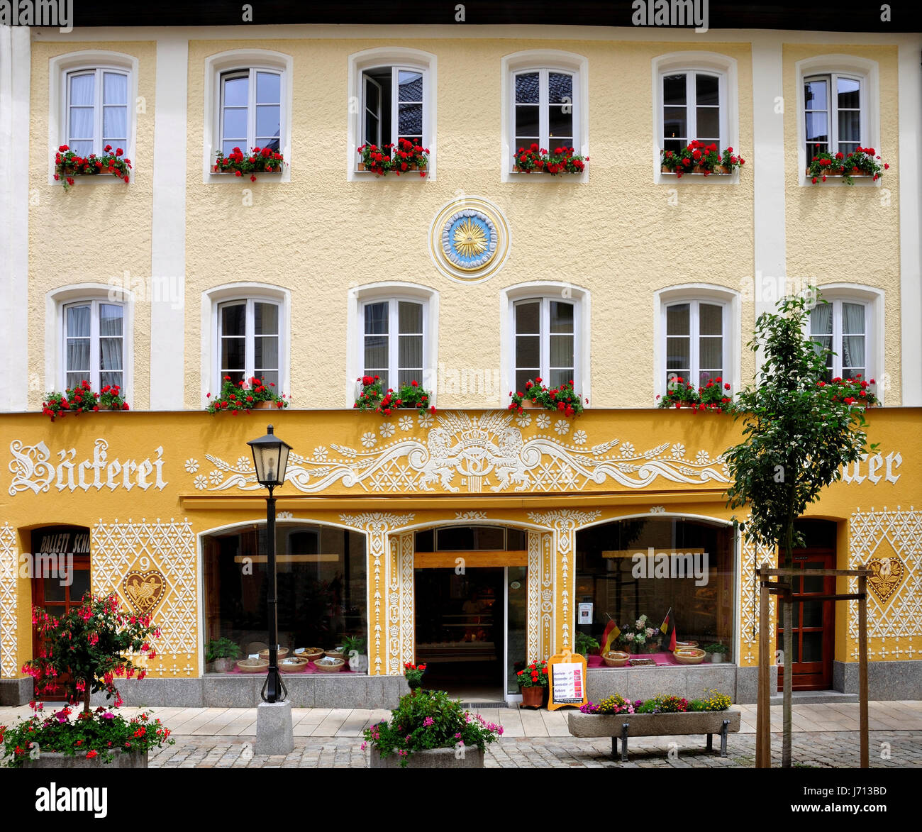 facade storefronts baker upper bavaria stucco bakery bakeshop backery ...