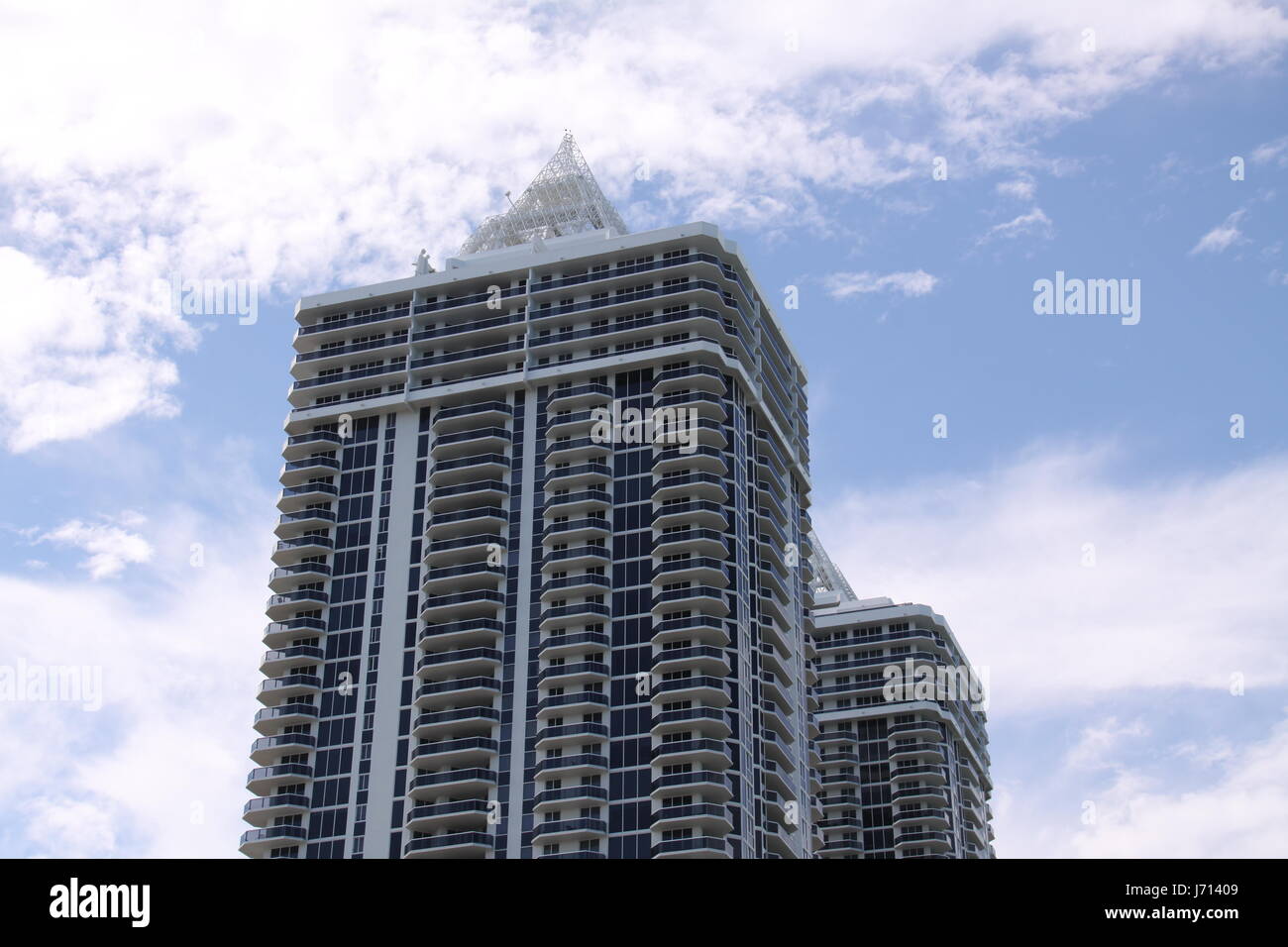 house multistory building multistorey building multi-story building ...