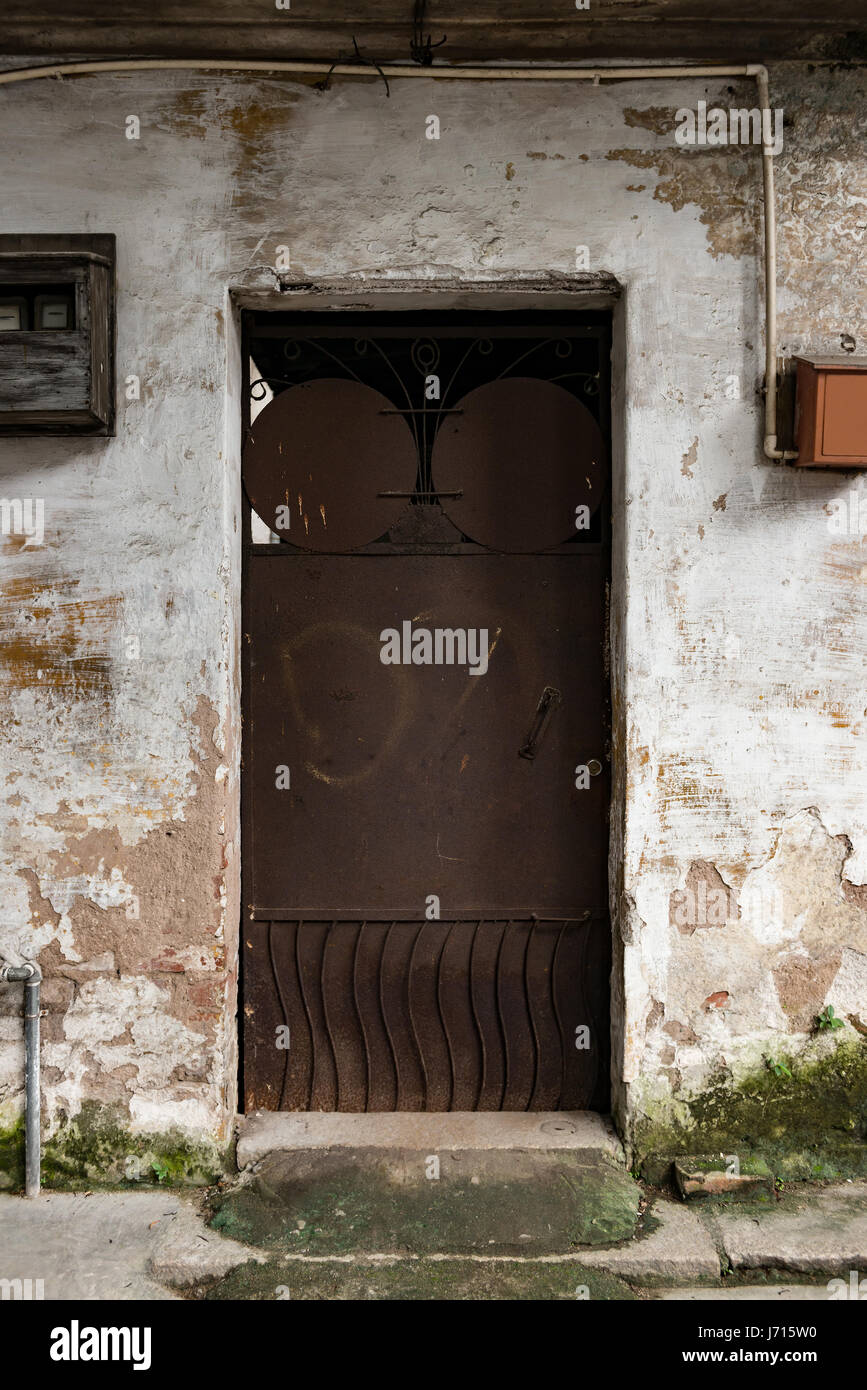 old and rusty gate Stock Photo - Alamy
