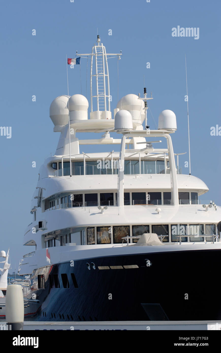 dome bridge yacht motorboat boat radar aerial superstructure rowing ...