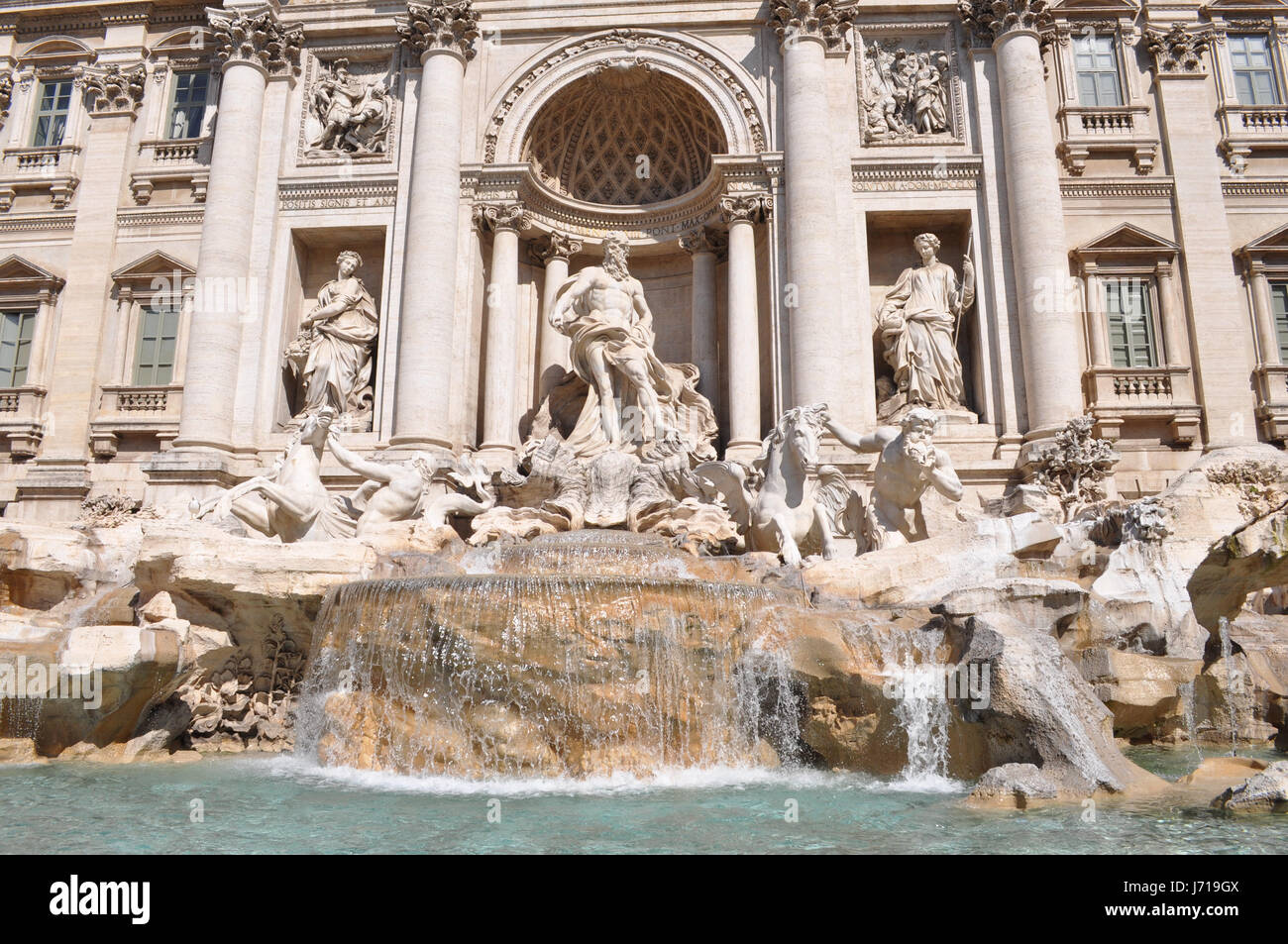 baroque Rome roma fountain style of construction architecture ...