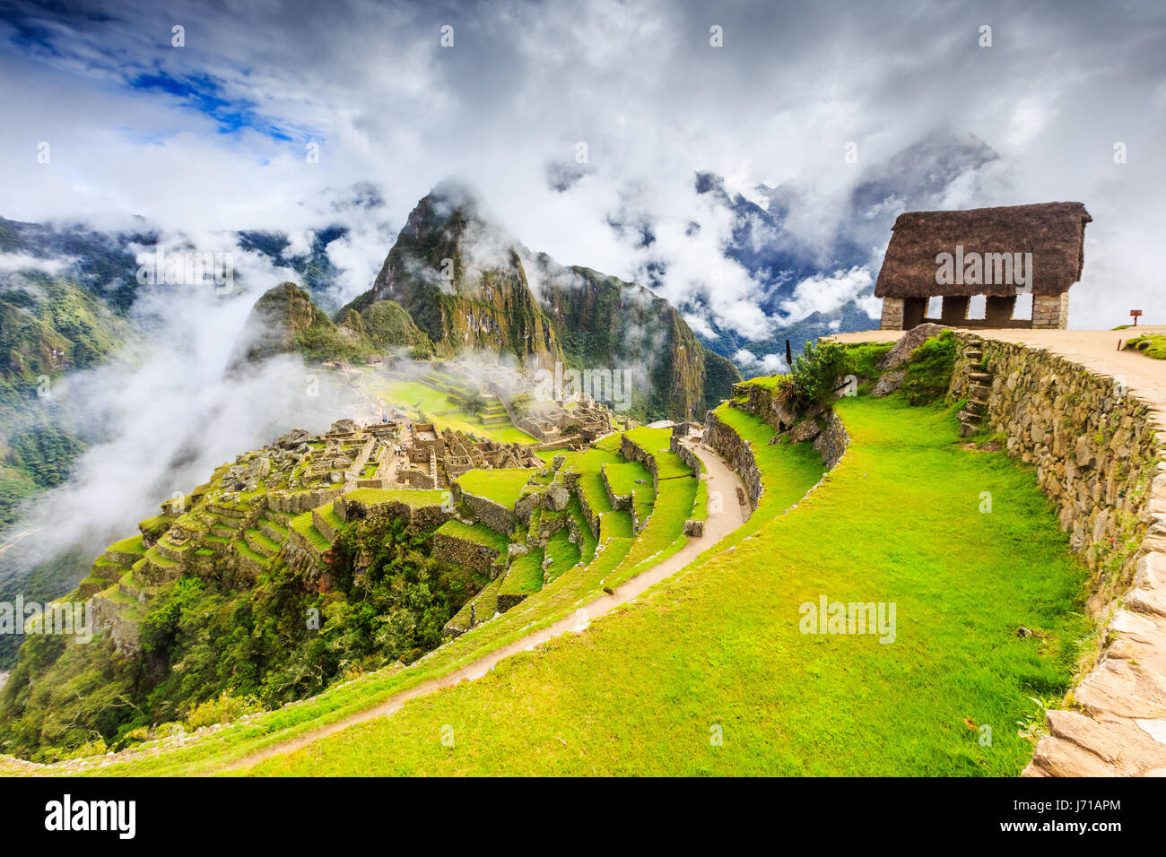 Machu Picchu, Peru. UNESCO World Heritage Site. One of the New Seven ...