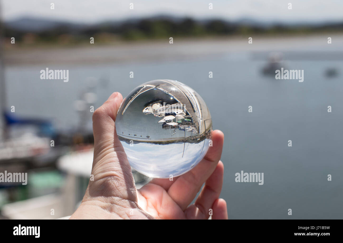 Reflection and refraction hi-res stock photography and images - Alamy